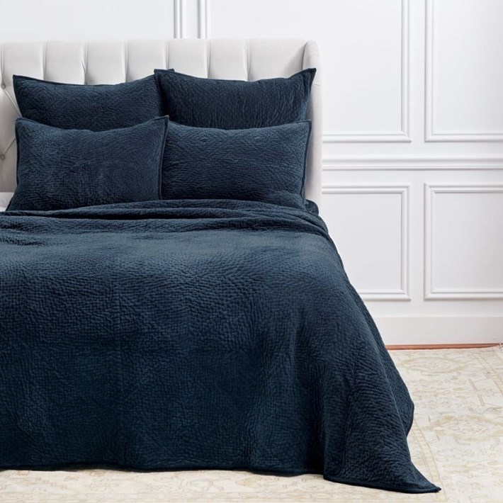 Vela Ink Queen Quilt | Ivystone
