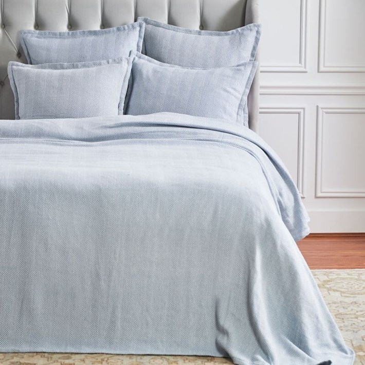 Torin Fog Blanket | Ivystone